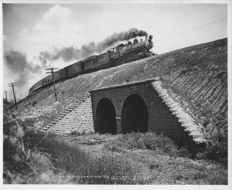 Santa Fe 4-4-2 crossing stone culvert | Classic Trains Magazine