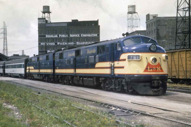 L&N’s Humming Bird at New Orleans | Classic Trains Magazine