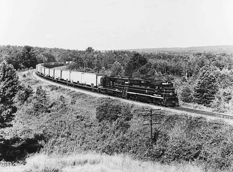 SCL piggyback train | Classic Trains Magazine