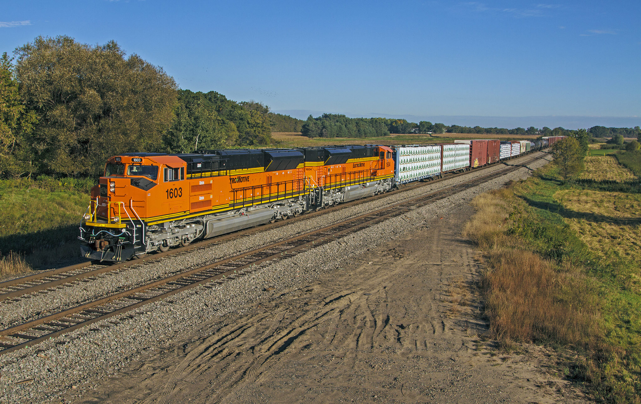 EMD Tier 4 demonstration locomotives assigned to Twin Cities-Twin Ports ...