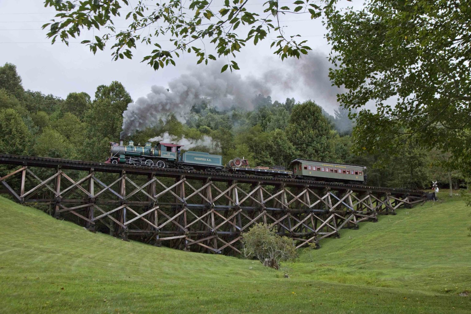 North Carolina's Tweetsie narrow gauge debuts flatcar | Trains Magazine
