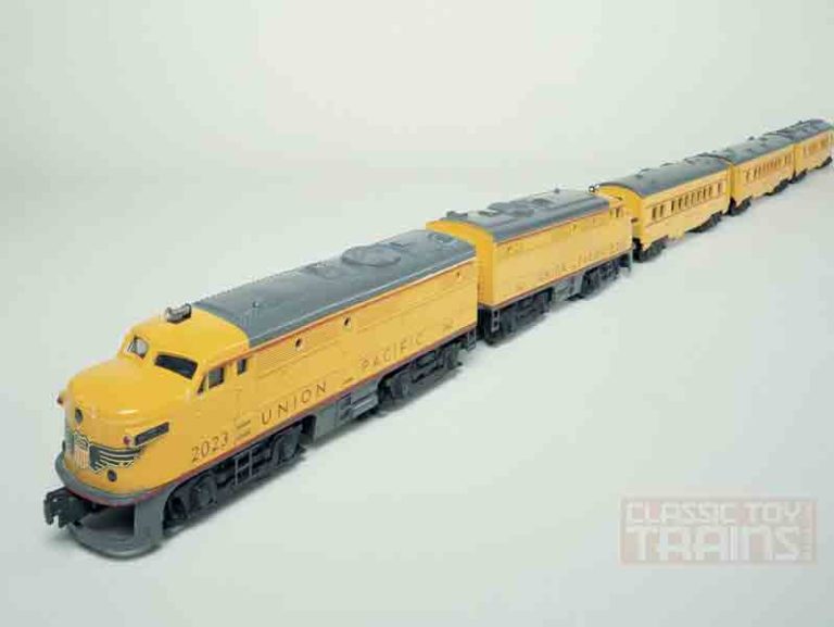 Lionel's O-27 Union Pacific streamliner | Classic Toy Trains Magazine