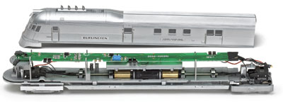 Con-Cor's HO Zephyr streamliner captures the prototype's good looks and ...