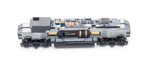 Atlas N scale Electro-Motive Division GP38 diesel locomotive - Trains