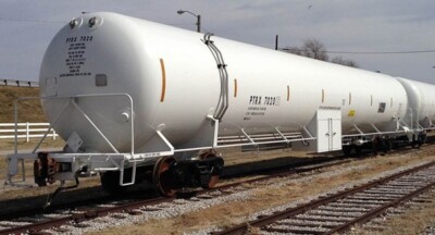 U.S. DOT denies permit for LNG-by-rail move - Trains