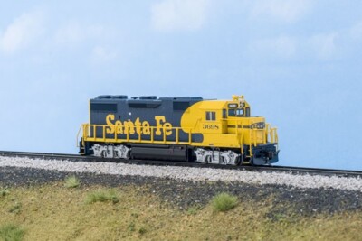 Modeling diesels that didn't - Trains