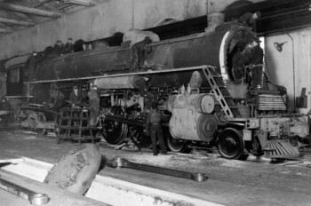 Mount Clare makes a Mountain - Trains