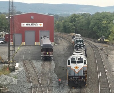 Genesee Valley Transportation opens new Scranton locomotive shop - Trains