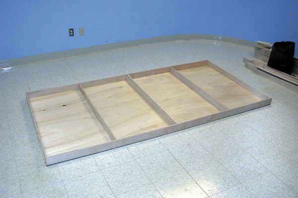 How to build a plywood train table - Trains