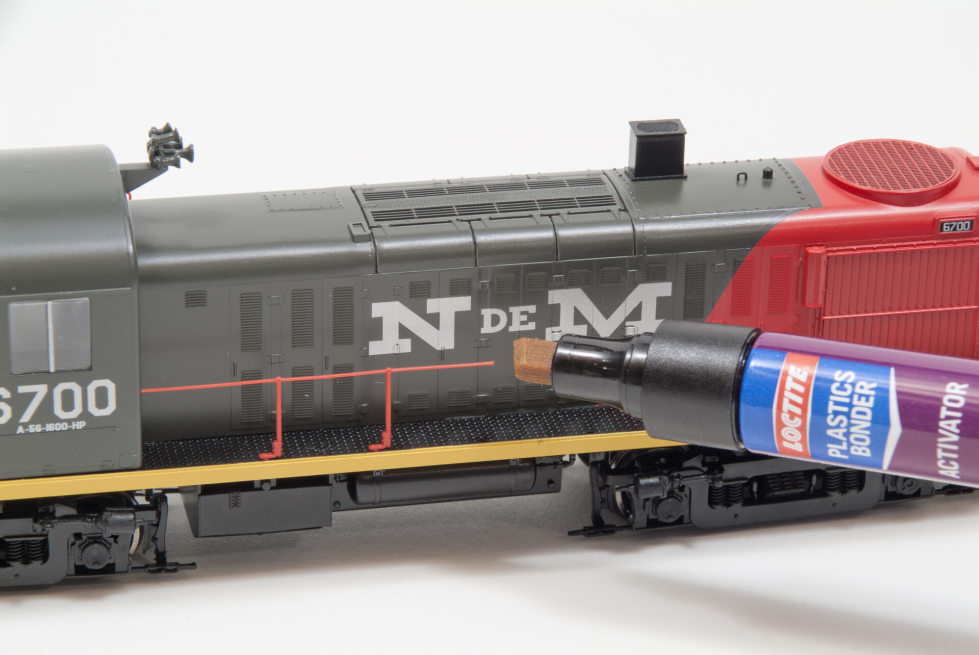 Repair acetal handrails - Trains