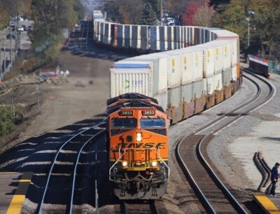 Digest: Domestic traffic drives third-quarter increase in intermodal volume - Trains