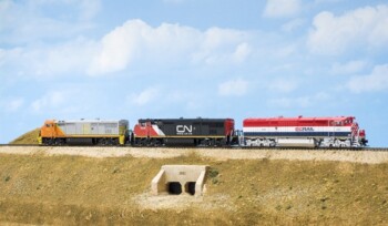 Rapido Trains N scale General Electric Dash 8-40CM diesel locomotive ...