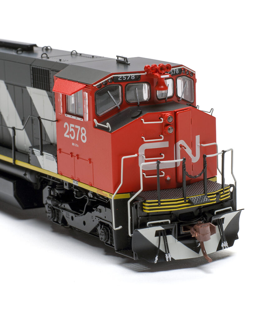 Rapido Trains HO scale MLW M420 diesel locomotive - Trains