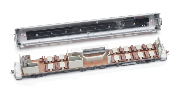 Rapido HO scale Amtrak Horizon passenger cars - Trains