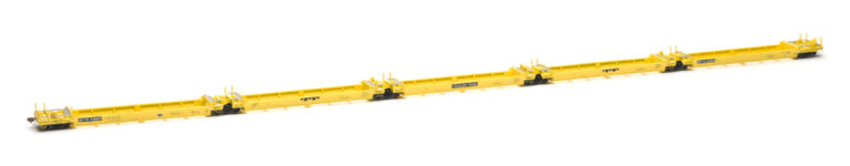 ScaleTrains.com HO scale Backpacker well car - Trains