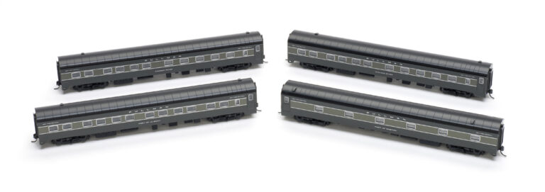 Kato N scale NYC 20th Century Limited set - Trains