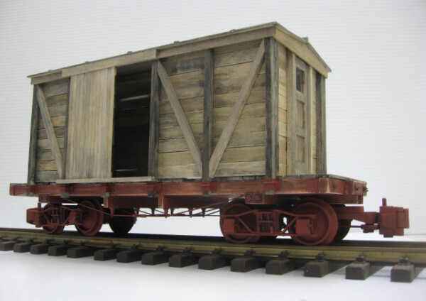 Build a large-scale, wooden freight car - Trains
