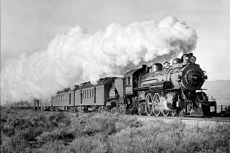 The 4-6-2 Pacific-type steam locomotive - Trains