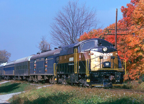 BL2 diesel locomotive: An EMD diesel that didn't. - Trains