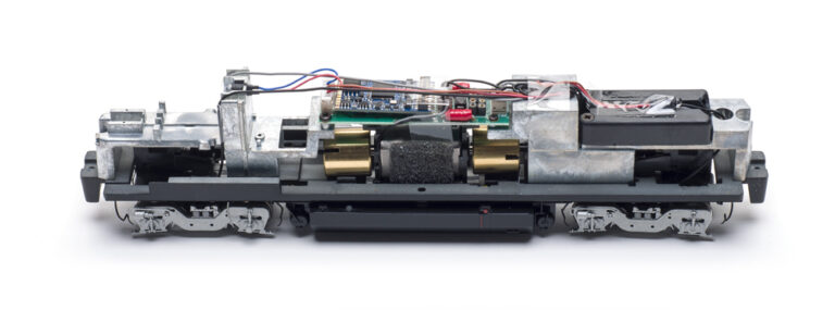 Atlas HO General Electric Dash 8-40B - Trains