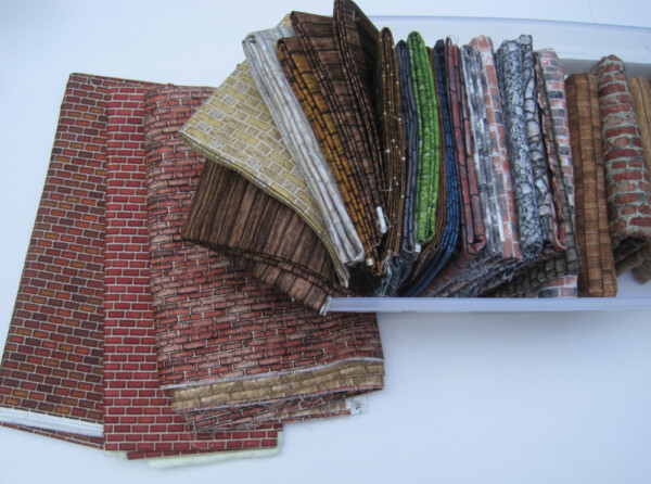 Use fabric to cover your large-scale buildings - Trains