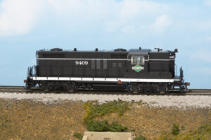 Athearn Genesis HO scale EMD GP18 - Trains