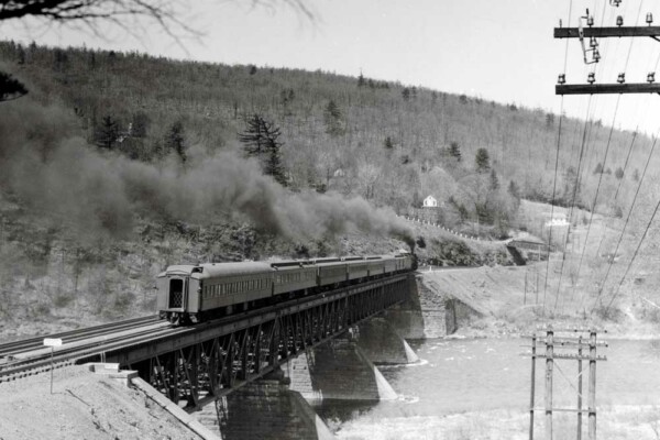 Erie ‘Limited’ - Trains