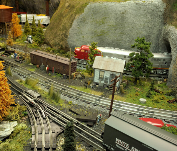 Meet the Modeler: Stan Trzoniec - Trains