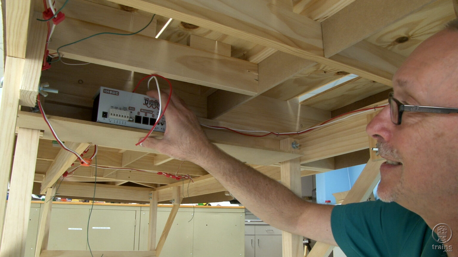 DCC & Wiring Archives - Trains