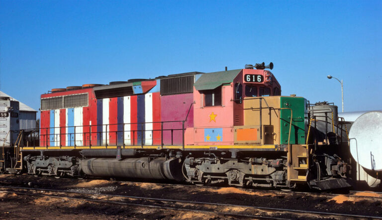 Five locomotive paint schemes only a mother could love - Trains
