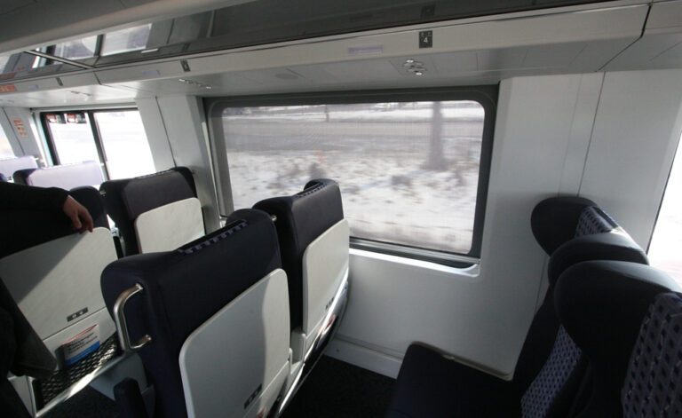 First look: Siemens Venture coaches debut for Amtrak (updated) - Trains