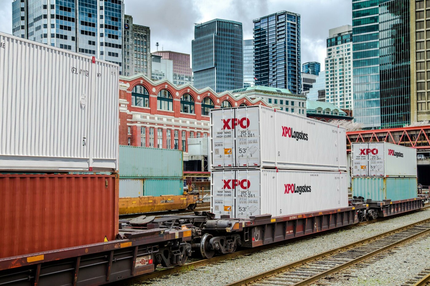 XPO Logistics sells intermodal business - Trains