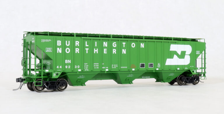 Pullman-Standard 4,750-cubic-foot capacity three-bay covered hopper ...