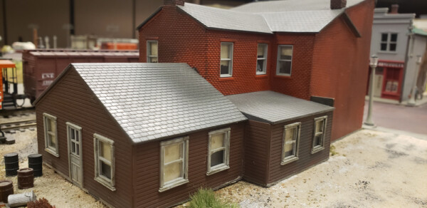 Four ideas for window treatments - Trains