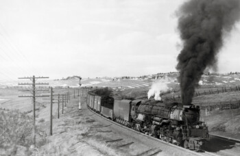Most successful articulated locomotive: The 4-6-6-4 Challenger - Trains