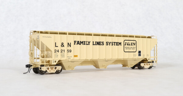 Pullman-Standard PS-2CD 4,750-cubic-foot capacity covered hopper from ...