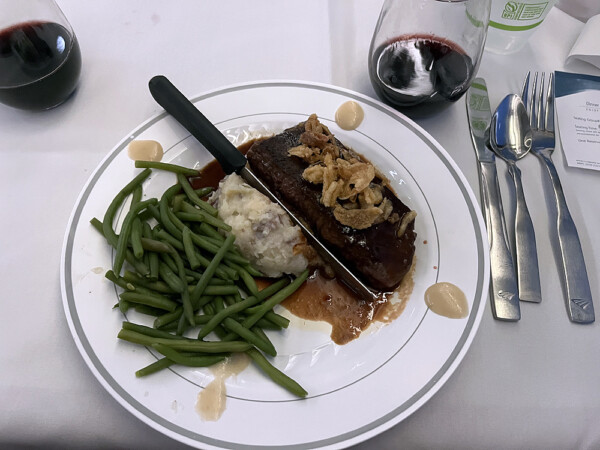 Amtrak Empire Builder dining - Trains