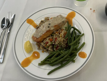 Amtrak Empire Builder dining - Trains