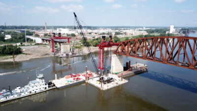 News photos: Completing the Merchants Bridge - Trains