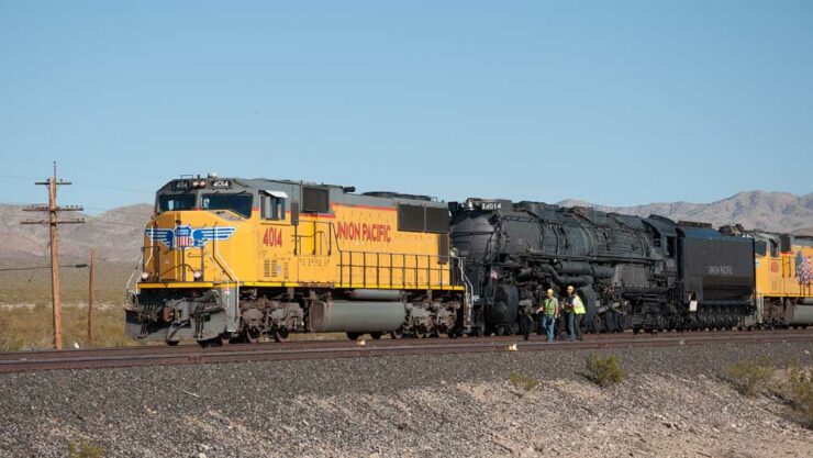 Union Pacific Armour Yellow: The paint scheme that never always changes - Trains