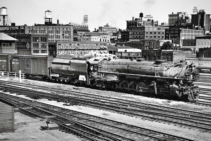 1940s Union Pacific steam locomotives - Trains