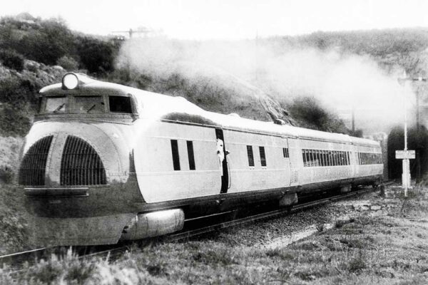 Union Pacific Armour Yellow: The paint scheme that never always changes - Trains