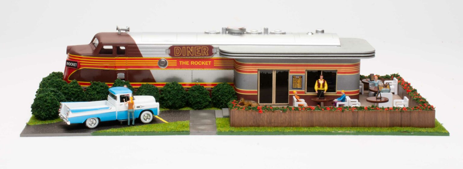Menards Rocket Diner review - Trains