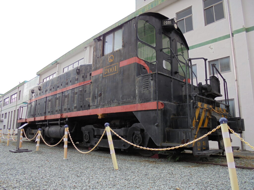 US diesel locomotives in South Korea - Trains