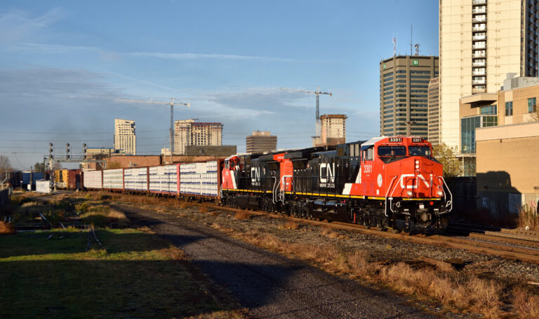 News photo: First remanufactured CN units now in operation - Trains