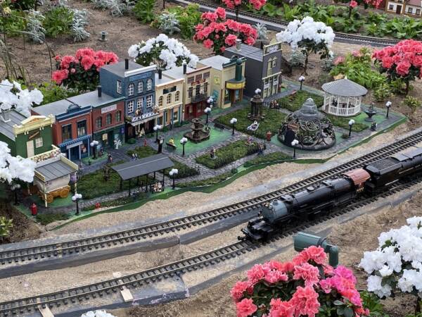 Permanent garden railroads you can visit | Garden Railways Magazine