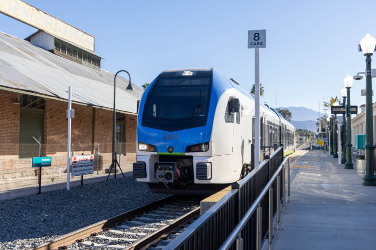 Southern California’s Arrow service adds trains - Trains
