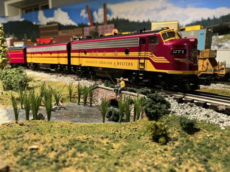 The Lionel Aberdeen, Carolina & Western F9 locomotive set - Trains