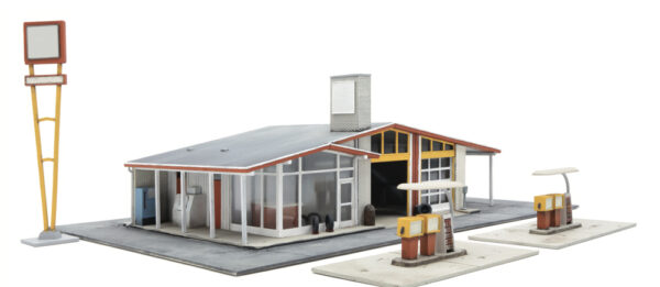 Walthers vintage gas station - Trains