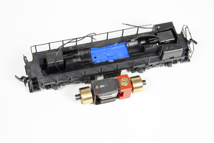 10 (or 11) ways to blow up a decoder - Trains